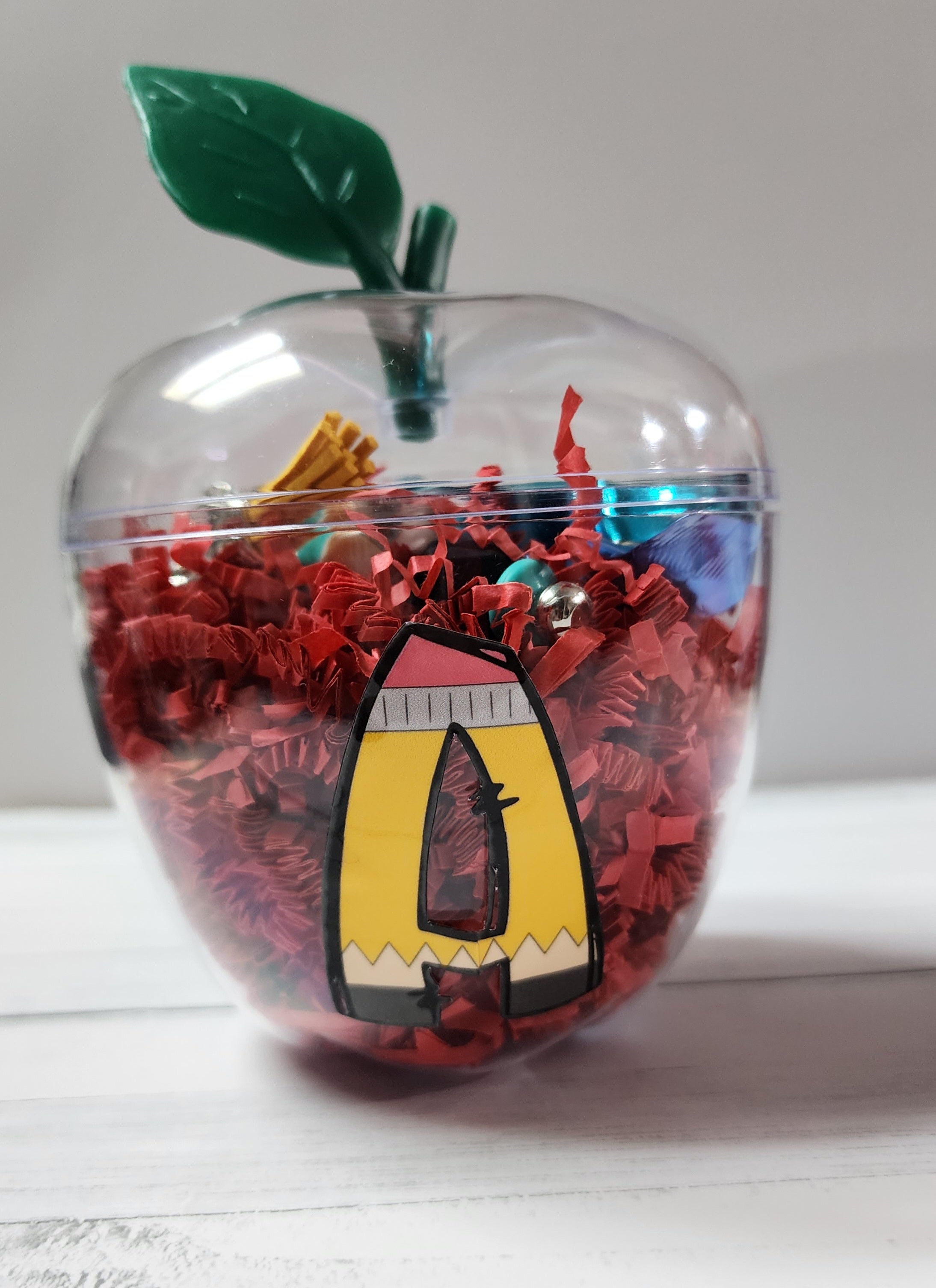 Teacher Appreciation APPLE gift – Scribbles and Strings